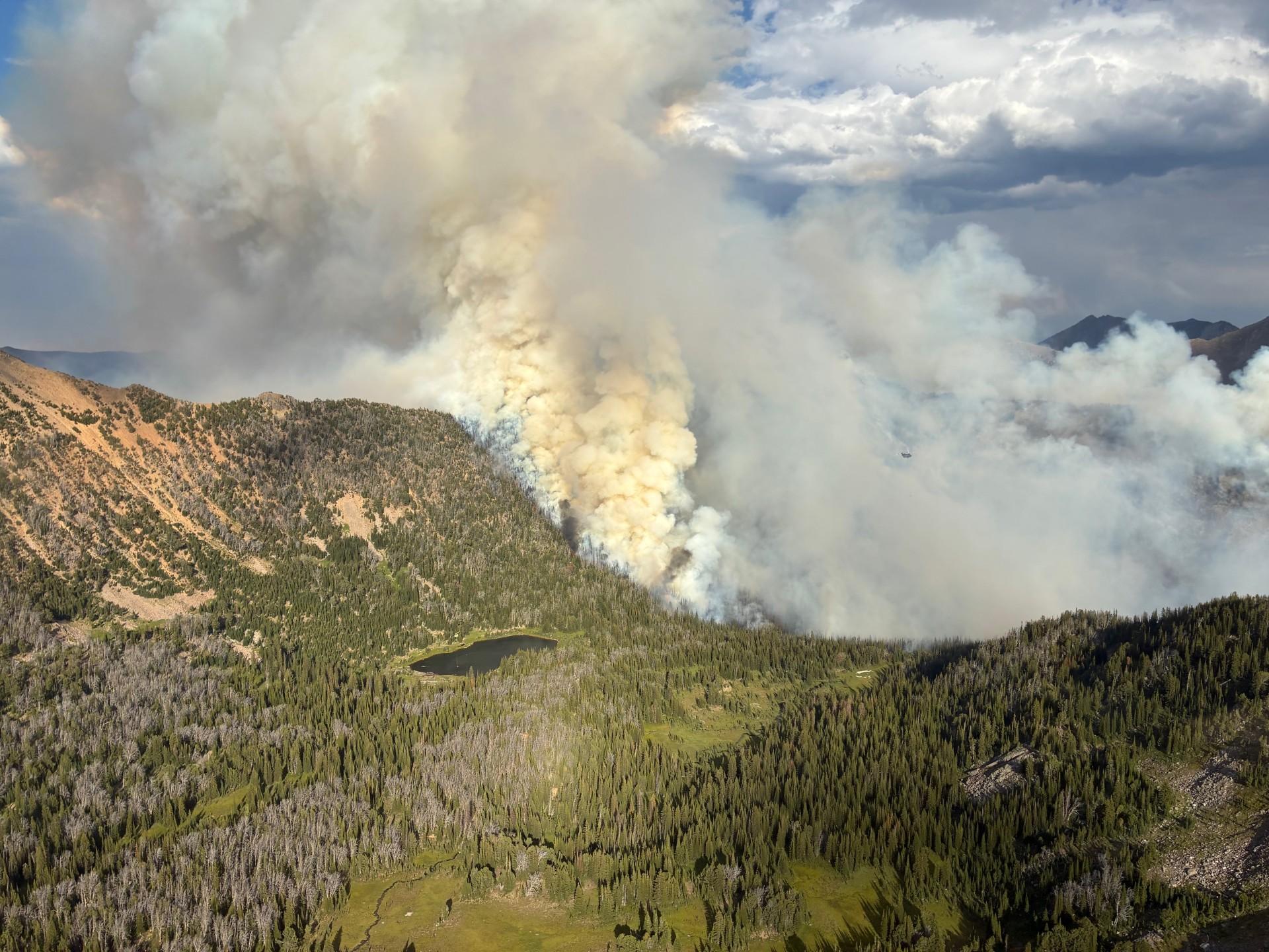 As August Hits Midway Point, Greater Yellowstone Wildfire Season Picks ...